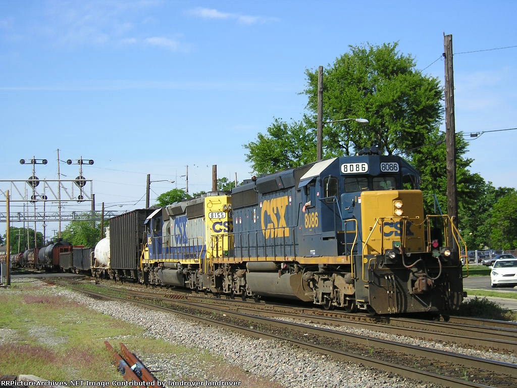 Old School CSXT 8086 On CSX J 783 Southbound